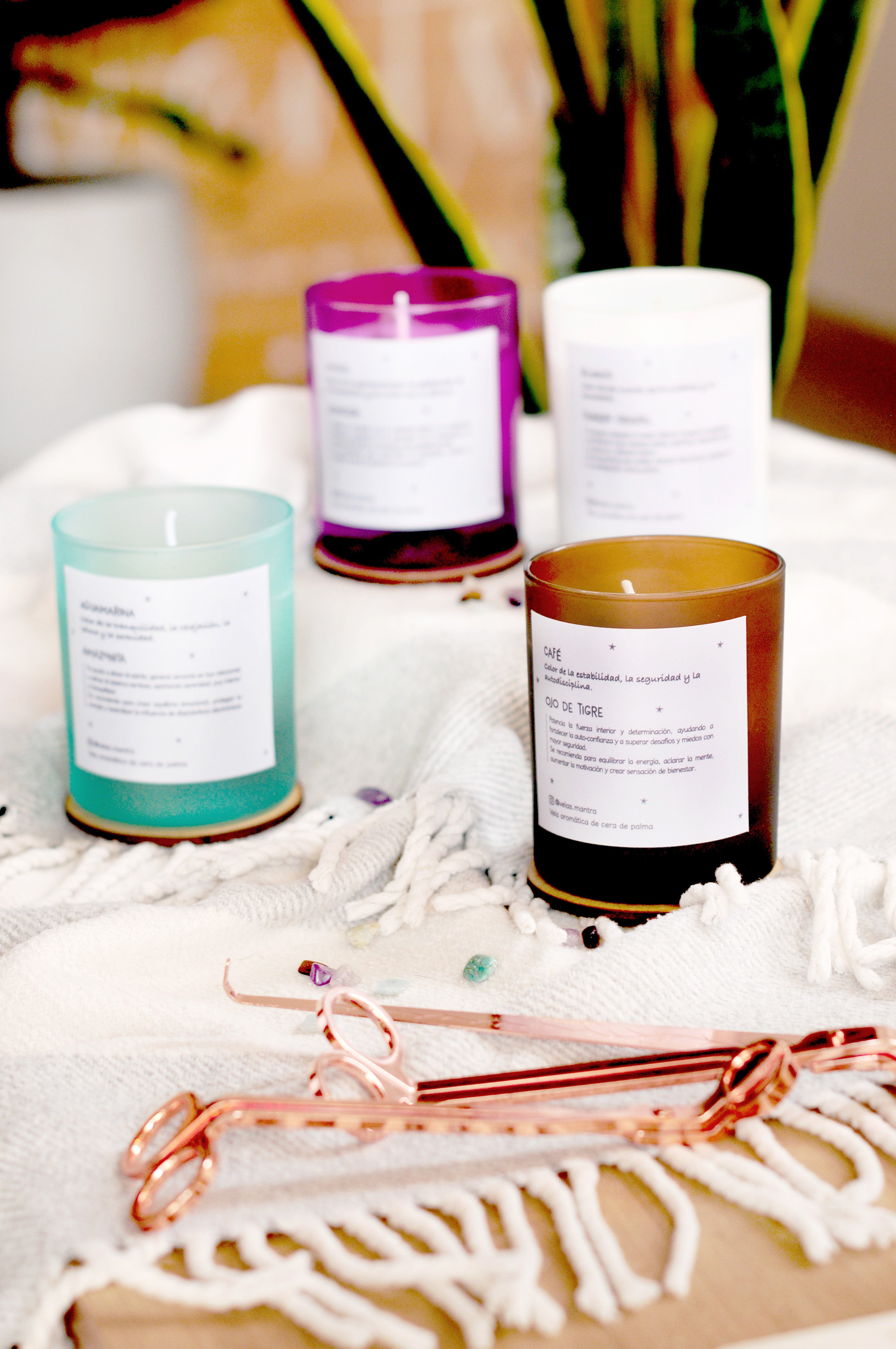 Velas Aromáticas Con Piedras Preciosas – VELAS MANTRA